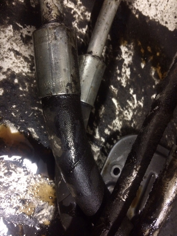 Замена масляных шлангов двигуна. — Chevrolet Blazer (S-10), 4,3 л, 1992 ...