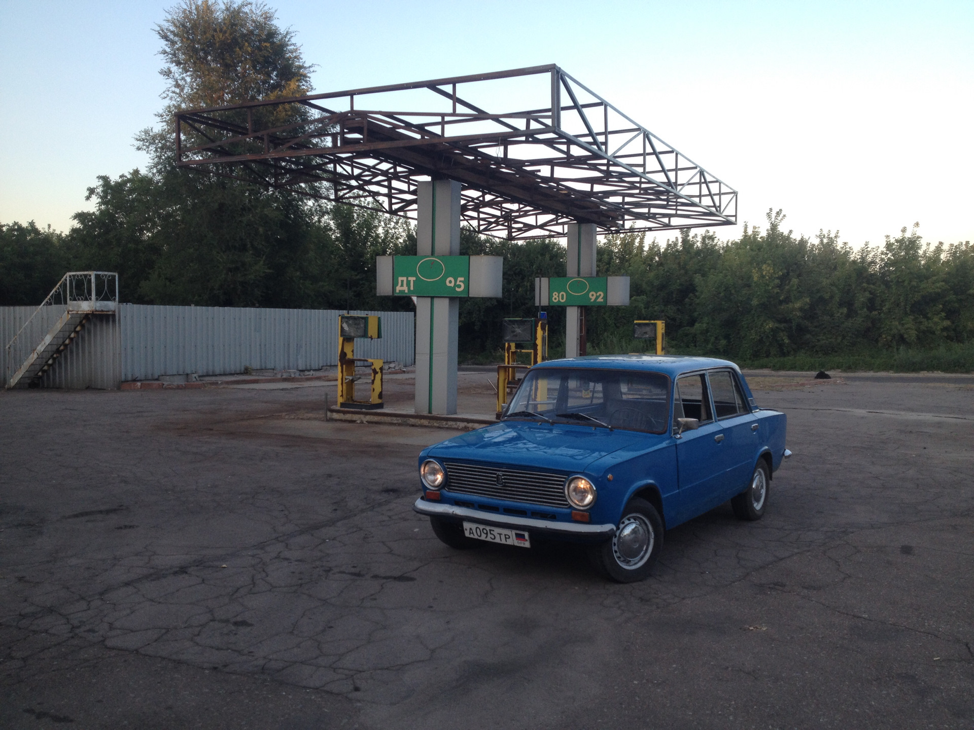 Фотки. Просто фотки — Lada 21011, 1,3 л, 1981 года | фотография | DRIVE2