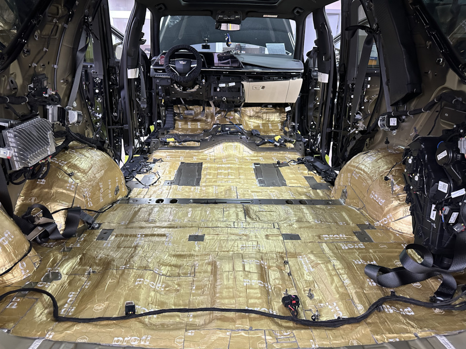 Шумоизоляция Cadillac Escalade по новой технологии PROFI — STP-Install ...