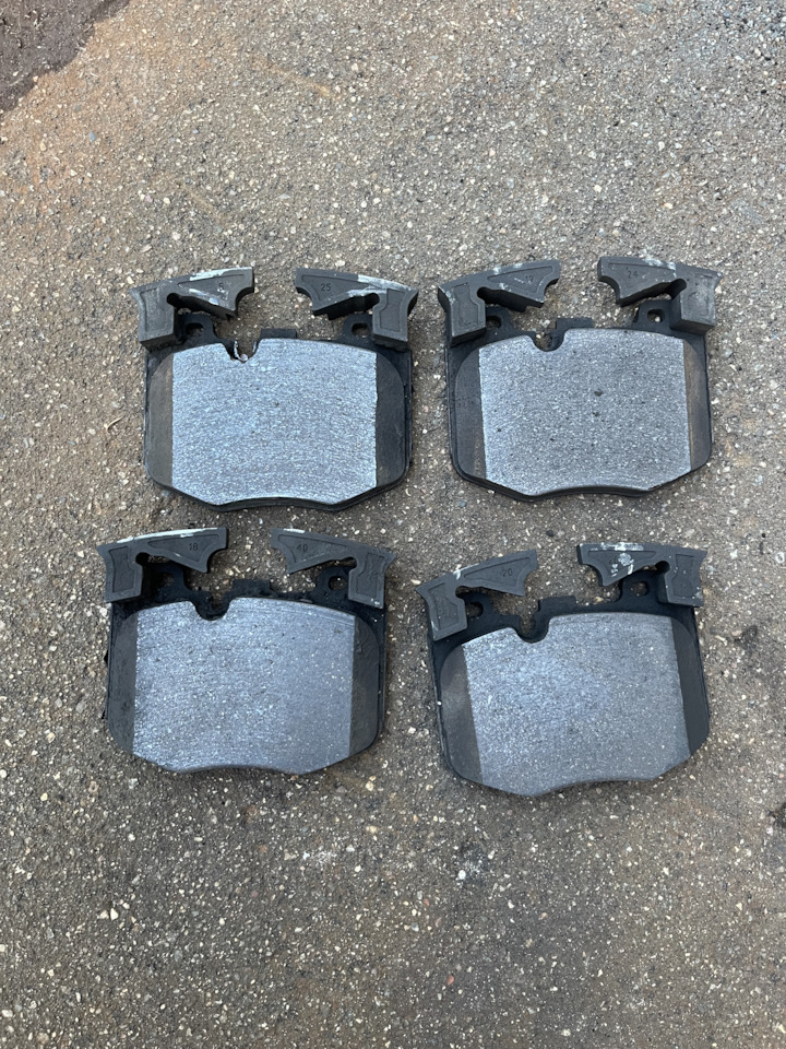 34116888457 Колодки тормозные передние BMW | Запчасти на DRIVE2