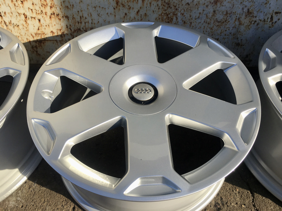 Литые диски 18 ET-50 на Audi A4 (B6), Audi A4 (B7), Audi A4 Avant (B6 ...