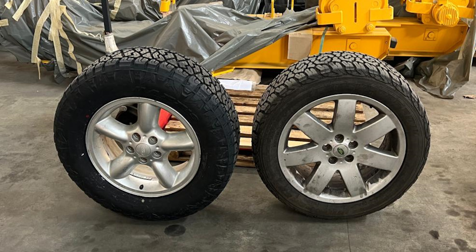 Колеса Maxis Razor A/Т 31.5 — Land Rover Range Rover (3G), 3 л, 2004 ...