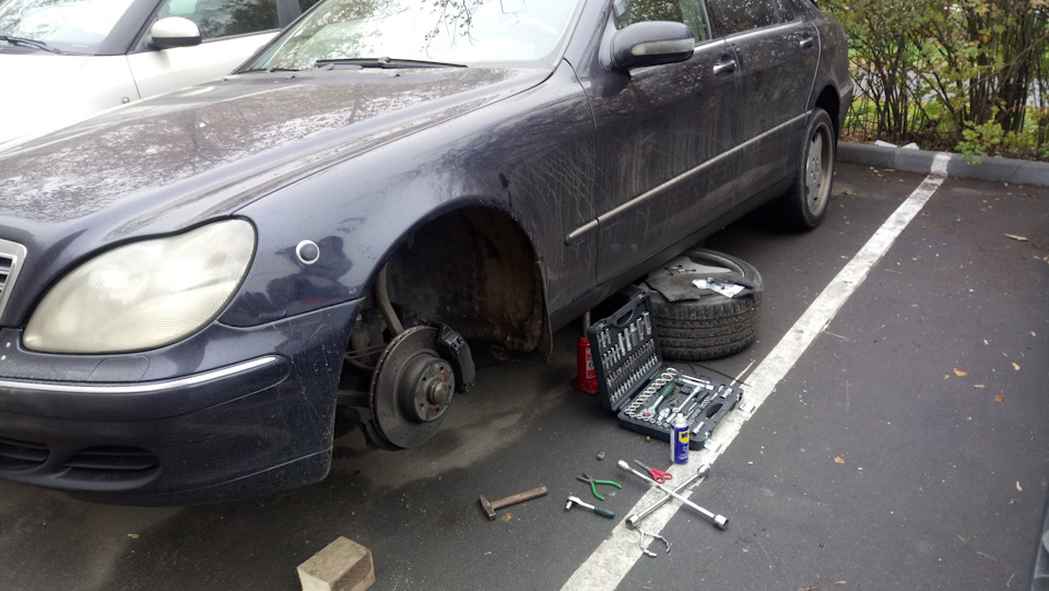 Опять тяга уровня кузова — Mercedes-Benz S-Class (W220), 3,2 л, 2001 ...