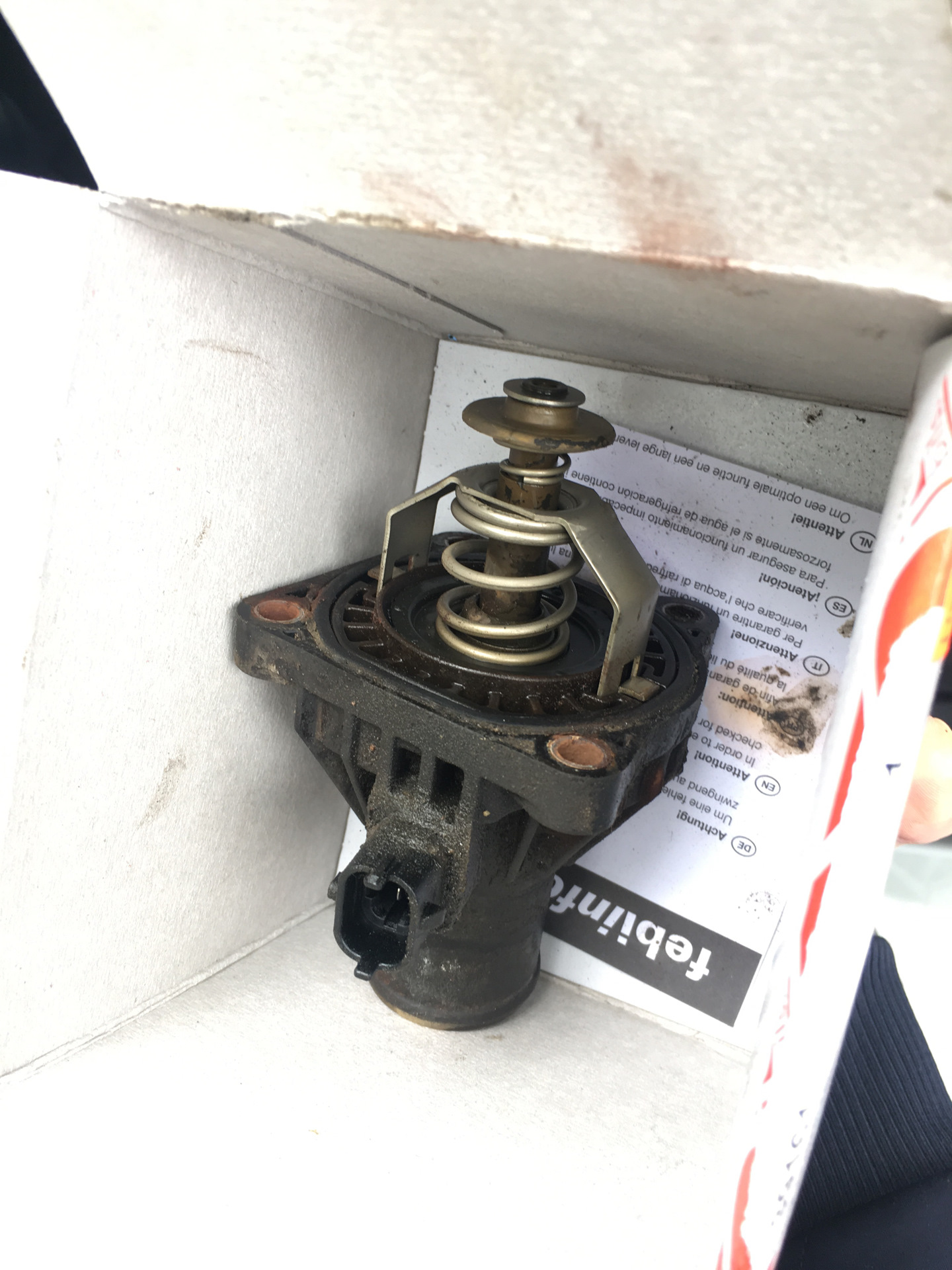 Заменил термостат — Opel Astra J, 1,6 л, 2013 года | поломка | DRIVE2