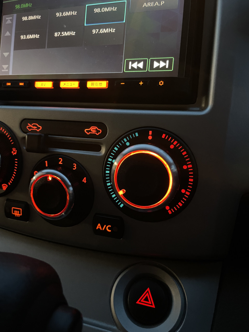 Покраска ручек регулировки печки — Nissan NV200, 1,6 л, 2017 года ...