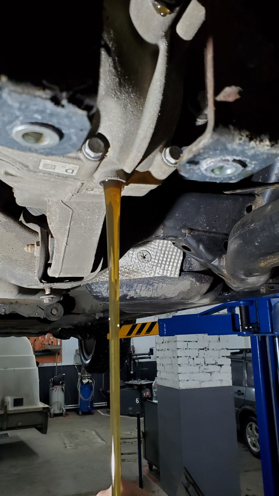 Замена масел:АКПП(Aisin TR-80SD), ДВС, раздатки, редукторов ...