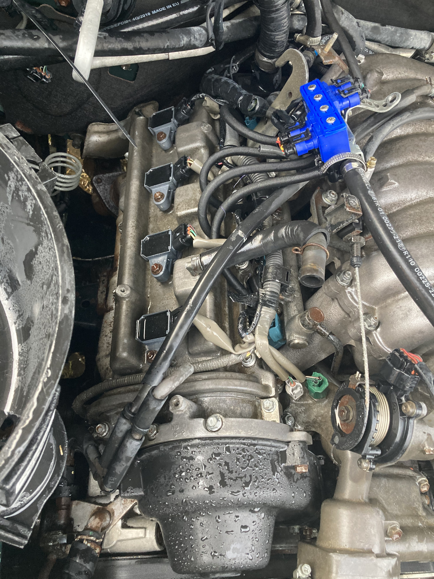 3 Впускной коллектор и мойка двс — Toyota Land Cruiser 100, 4,7 л, 2000 ...