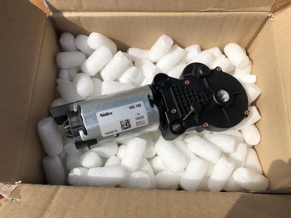 Установка оригинального фаркопа — Skoda Kodiaq (1G), 2 л, 2019 года ...