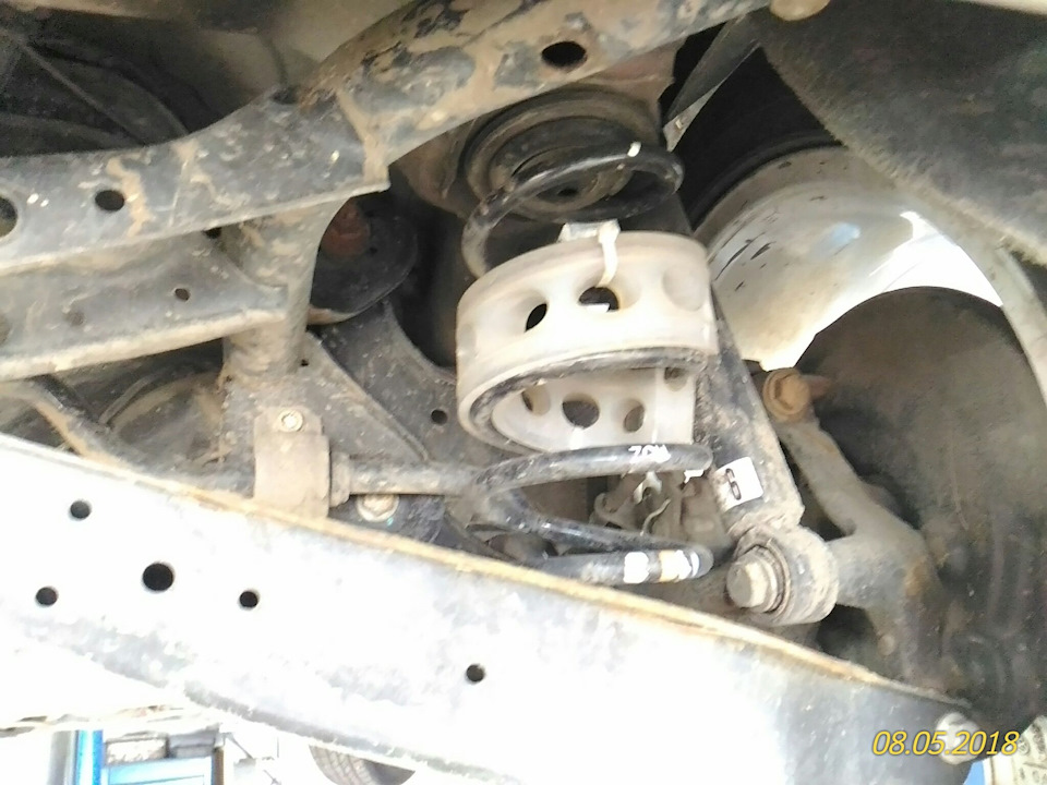 Межвитковые проставки в пружины — Volkswagen Passat US, 2,5 л, 2013 ...