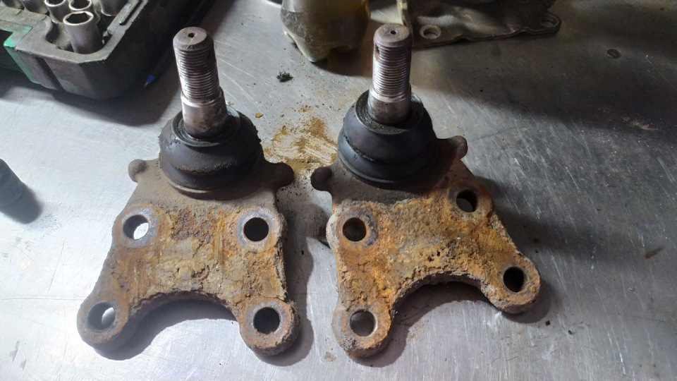 SB5302 Шаровая опора 555 | Запчасти на DRIVE2