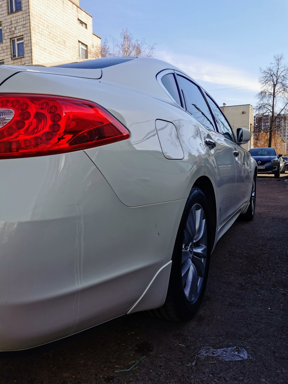 Разноширы или проставки или завод? — Infiniti Q70, 3,7 л, 2014 года | колёсные диски | DRIVE2