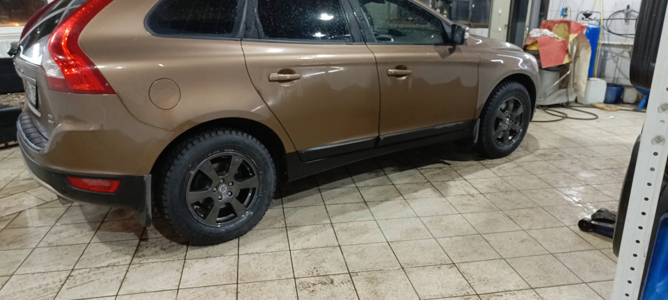 Сезонный пост — Volvo XC60 (1G), 2,4 л, 2010 года | шины | DRIVE2