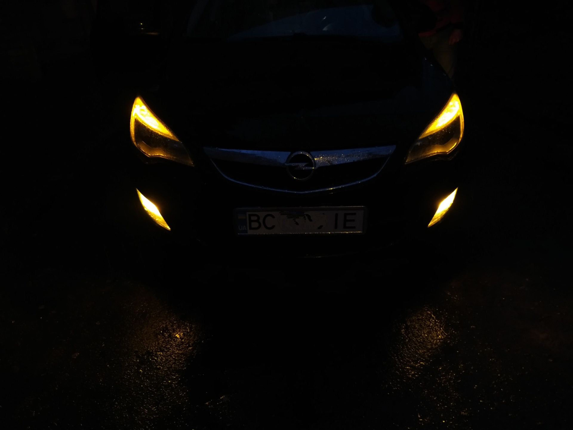Led лампочки в габариты/ДХО — Opel Astra J, 1,6 л, 2011 года ...