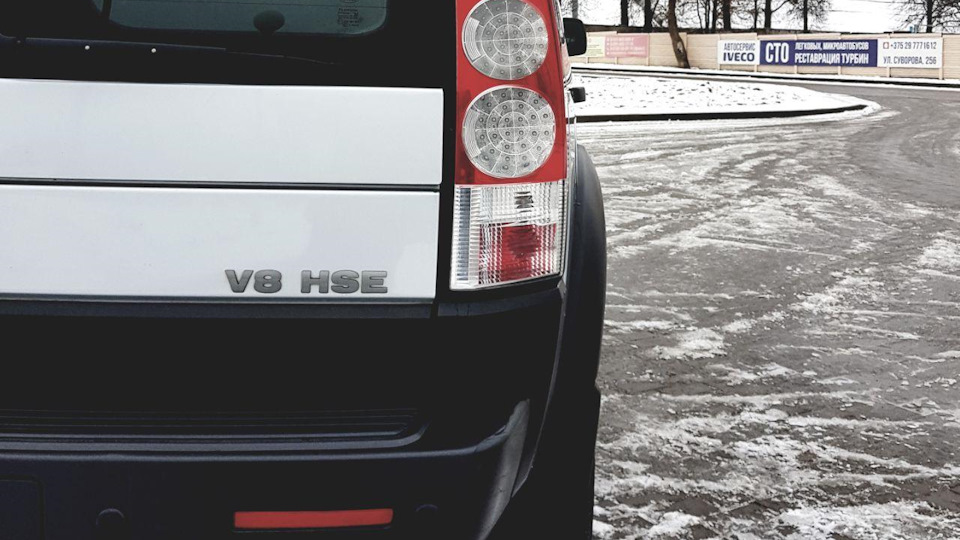 Land Rover Discovery III 4.4 бензиновый 2008 | Универсальный чемодан на ...