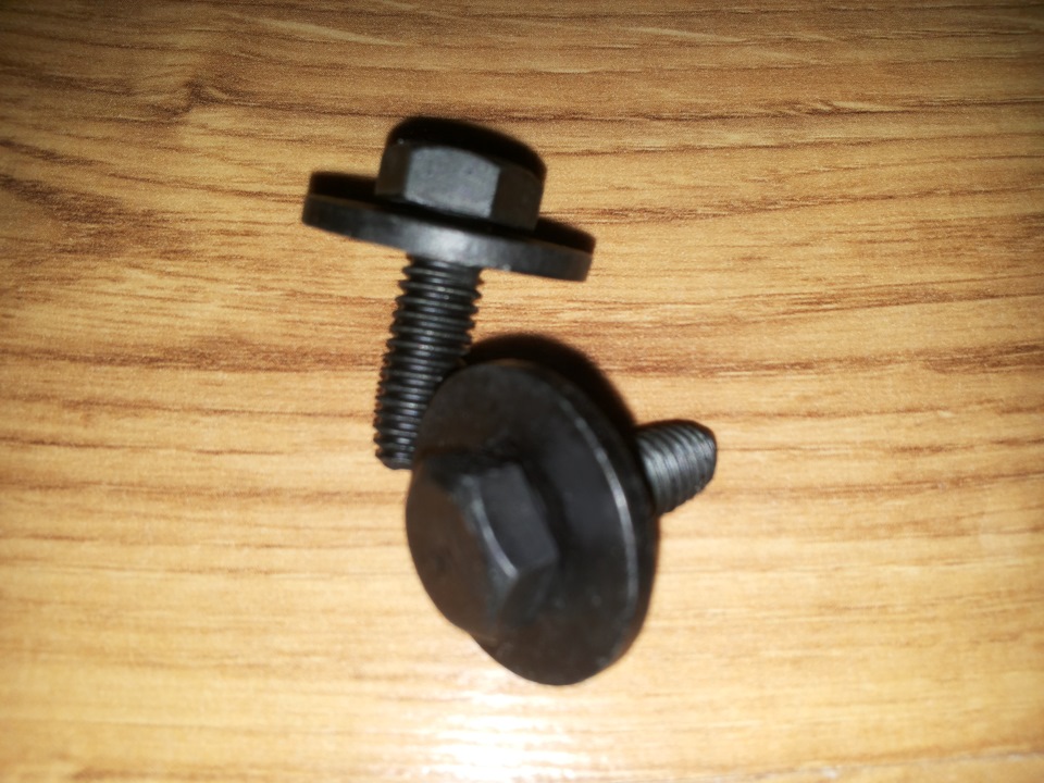 Мелочёвка приехала! — Mercedes-Benz 190 (W201), 2 л, 1986 года ...