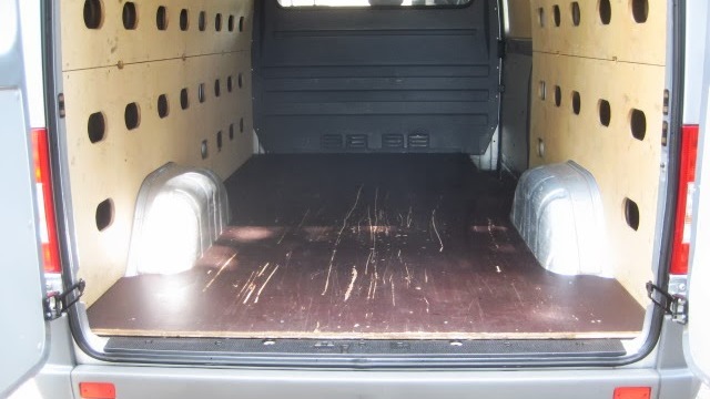 Mercedes-Benz Sprinter (2G) 2.2 дизельный 2006 | Серебристый мета лик ...