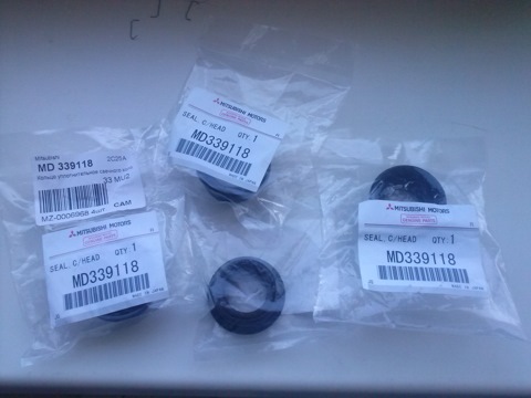 MD339118 Прокладка свечного колодца OEM Mitsubishi | Запчасти на DRIVE2