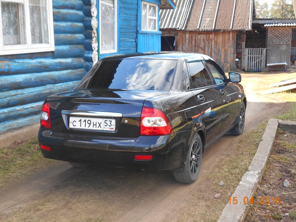 Шильдики долой — Lada Приора седан, 1,6 л, 2012 года | стайлинг | DRIVE2