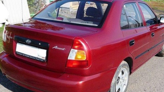 Hyundai Accent (2G) 1.5 бензиновый 2005 | Красный, автомат, 1,5 на DRIVE2