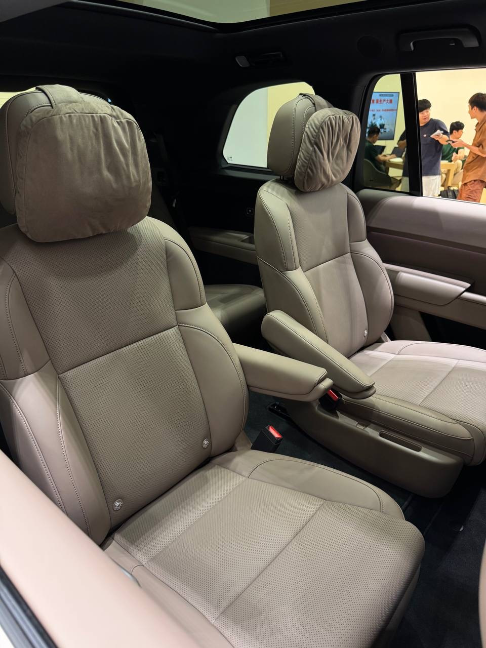 LIXIANG L7, L8, L9 2025: что обновилось 8 мая? Смотрим видео с презентации с русским переводом и ...