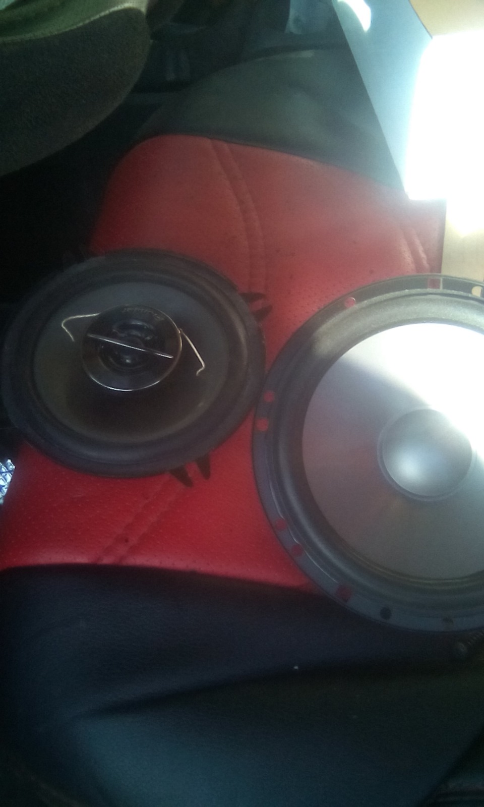 подросли — Lada 4x4 3D, 1,7 л, 2014 года | автозвук | DRIVE2