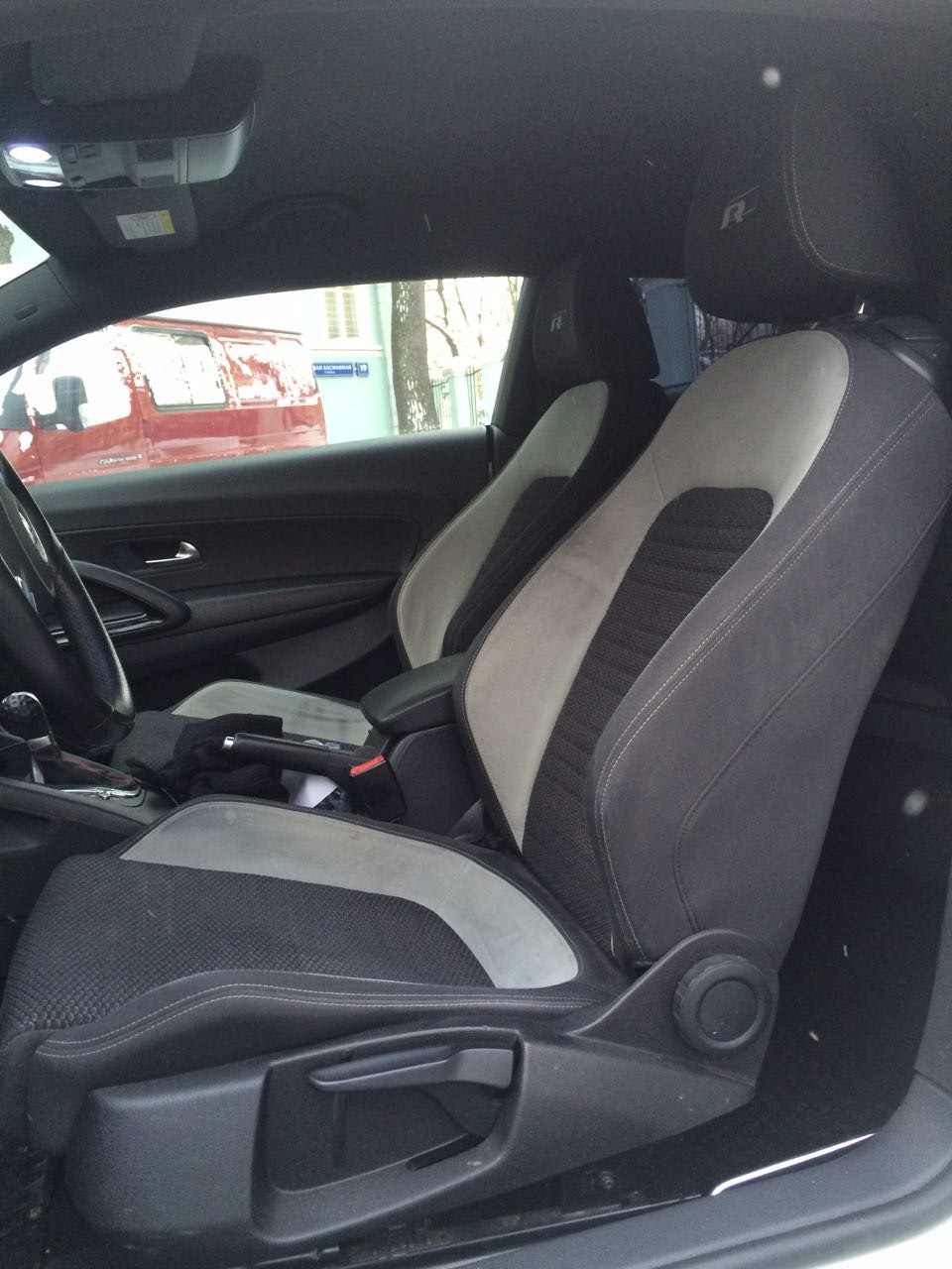 Установка полностью электрического водительского сиденья — Volkswagen ...