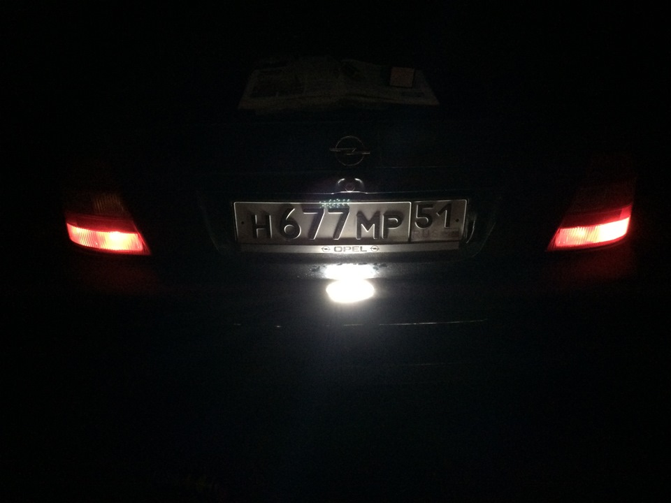 LED-лампочка освещения номерного знака — Opel Vectra B, 1,8 л, 1998 ...