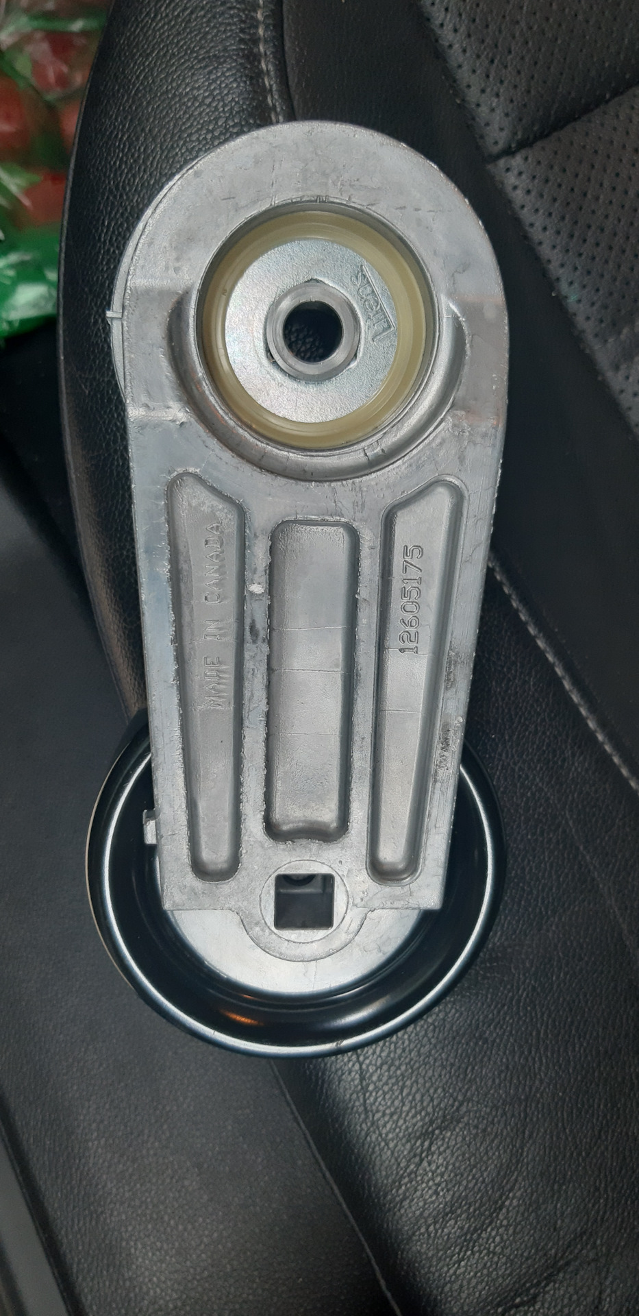 Замена натяжителя и катушки зажигания — Opel Insignia (1G), 2 л, 2012 ...