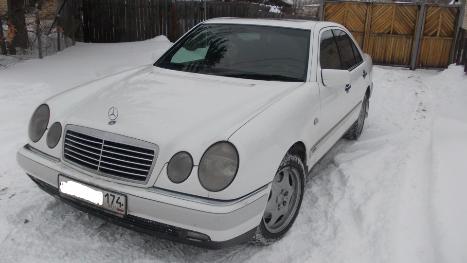 Mercedes-Benz E-class (W210) 2.8 бензиновый 1996 | E280 на DRIVE2
