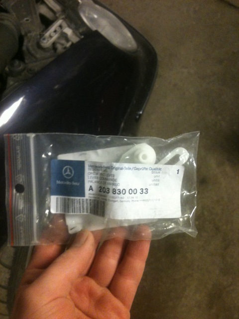 A2038300033 Рычаг заслонки воздушной кондиционера Mercedes | Запчасти ...