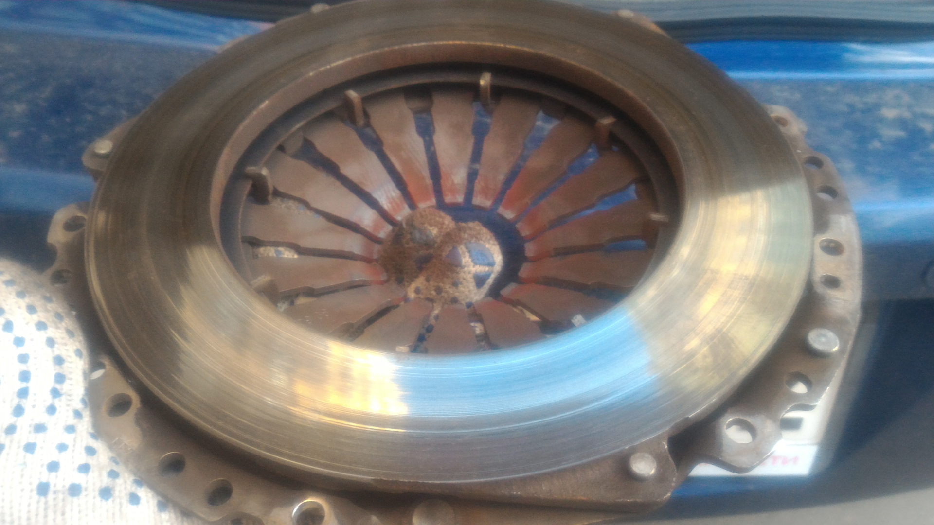 Замена выжимного + бонусом сцепление и маховик (: — Opel Astra H, 1,3 л ...