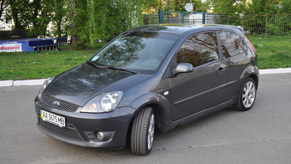 Ford Fiesta ST (Mk V) 2.0 бензиновый 2007 | на DRIVE2