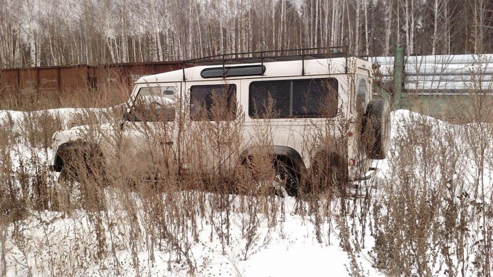 Land Rover Defender 2.5 дизельный 1993 | 2,5 petrol/ 17H на DRIVE2