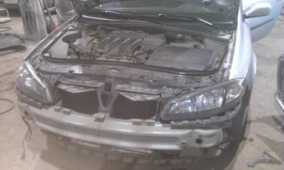 Ремонт бампера Часть 1 — Renault Laguna II, 2 л, 2005 года | кузовной ...