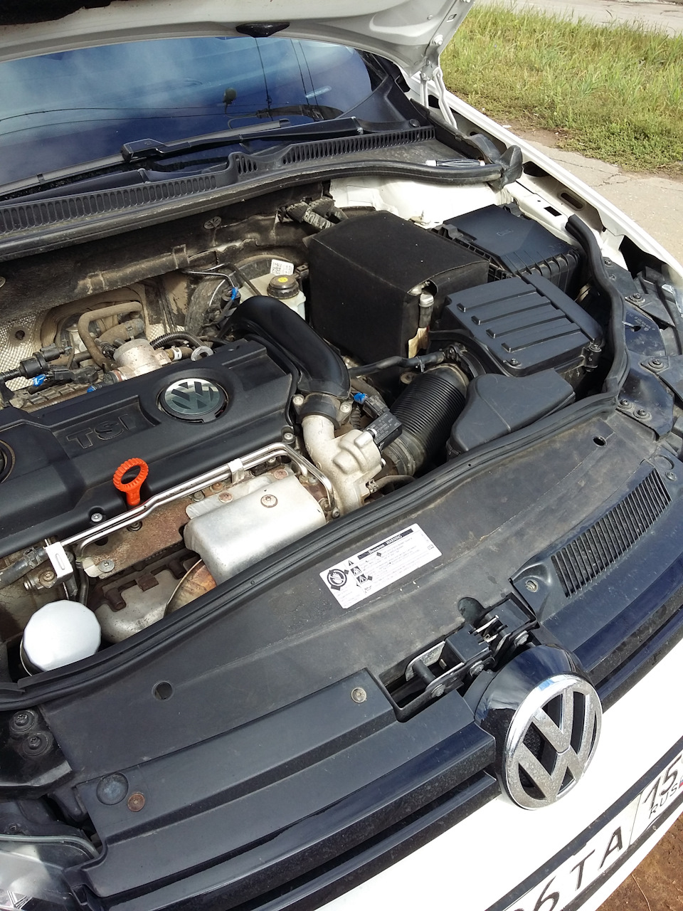 Установка уплотнителя от ВАЗ 2109, и супер посылка — Volkswagen Golf Mk6, 1,4 л, 2011 года ...