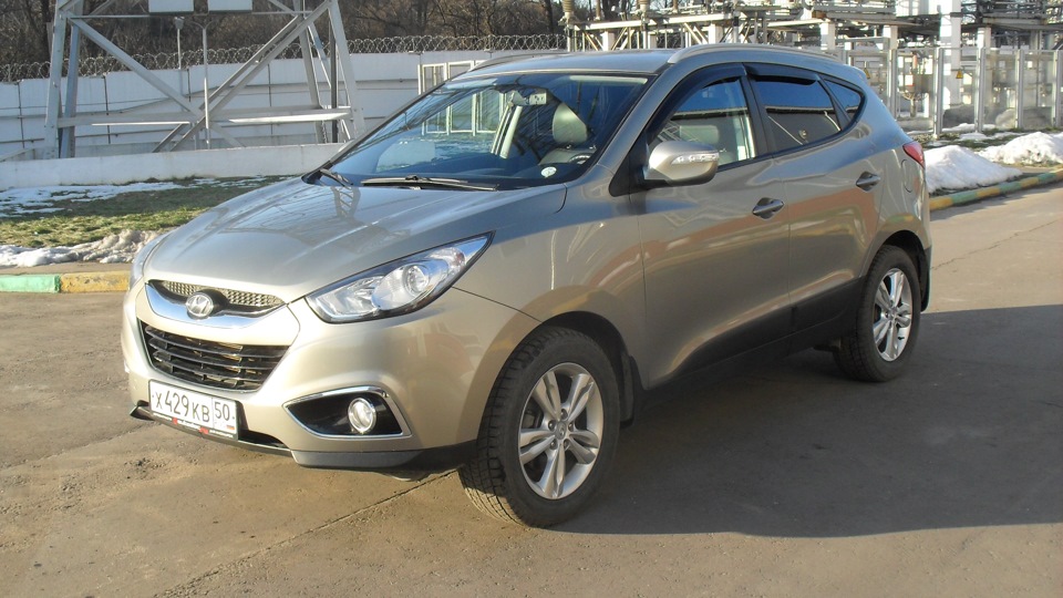 Лампы ближнего света — Hyundai ix35, 2 л, 2010 года | электроника | DRIVE2
