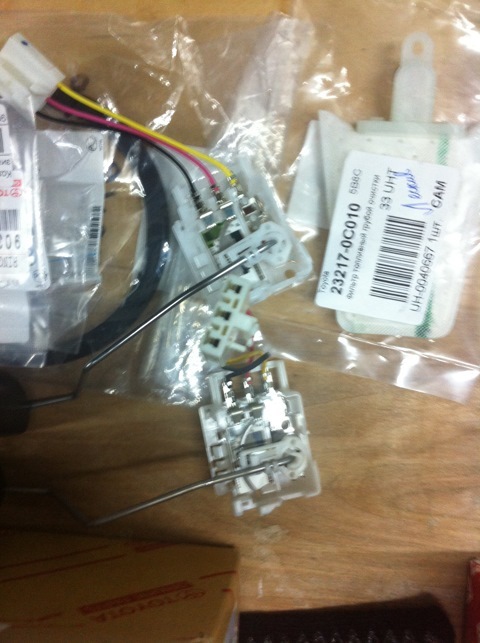 Топливные фильтры — Toyota Camry (XV30), 2,4 л, 2005 года | плановое ТО ...