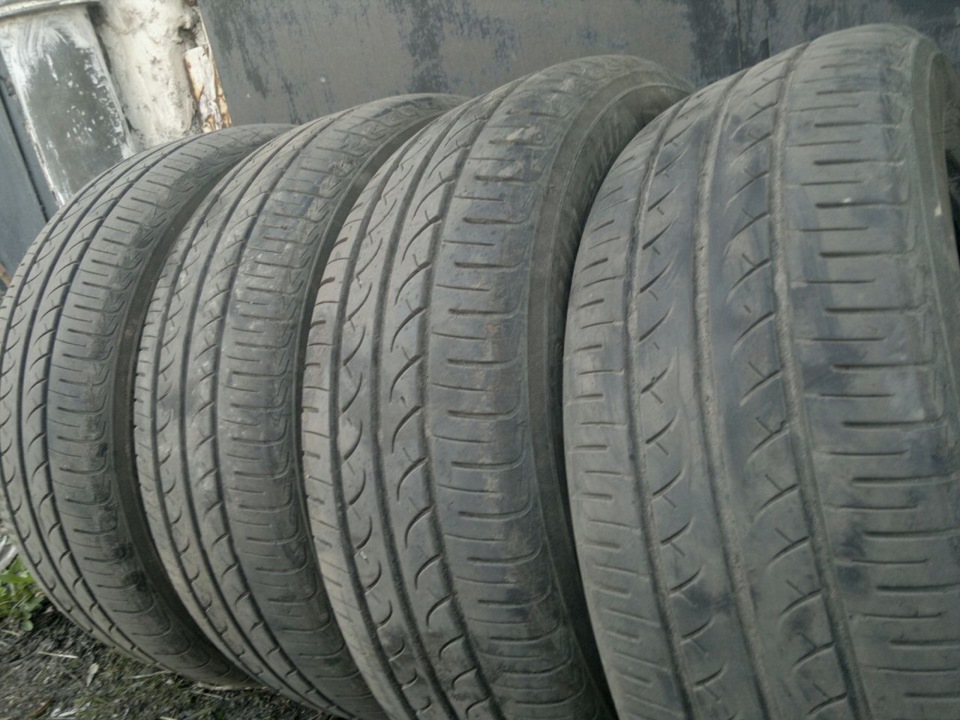 Летняя резина mazda 3 продам 195/60/r15 — Mitsubishi Airtrek Turbo, 2 л ...