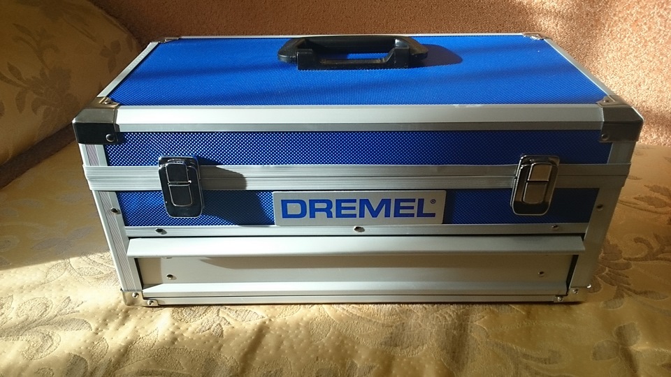 Dremel 4000 6 128 F0134000KE Toyota RAV4 III 2 2008 DRIVE2