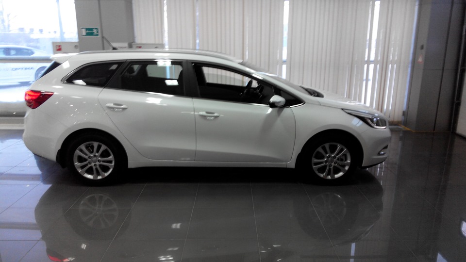 KIA Ceed SW (2G) 1.6 бензиновый 2014 | на DRIVE2