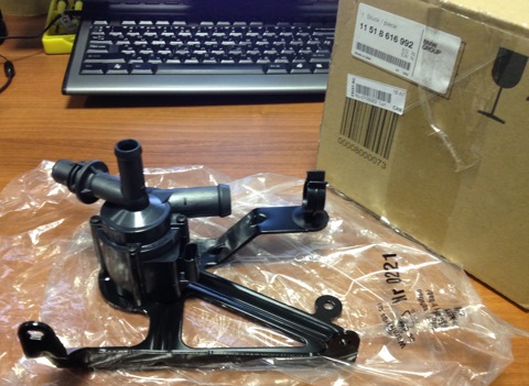 11518616992 Дополнительный насос ОЖ BMW | Запчасти на DRIVE2