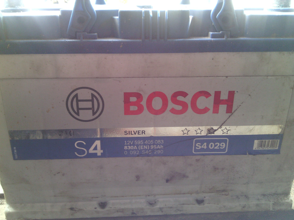 Свежий аккумулятор Bosch — BMW X5 (E53), 4,4 л, 2001 года | запчасти ...