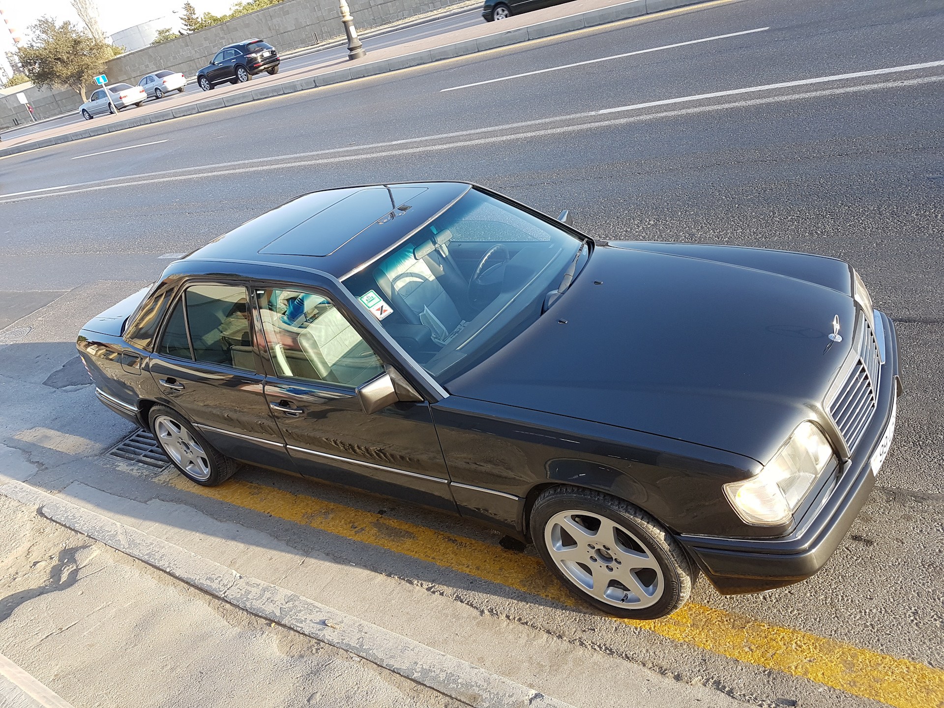 Мерс к бою готов — Mercedes-Benz E-Class (W124), 2,2 л, 1995 года ...