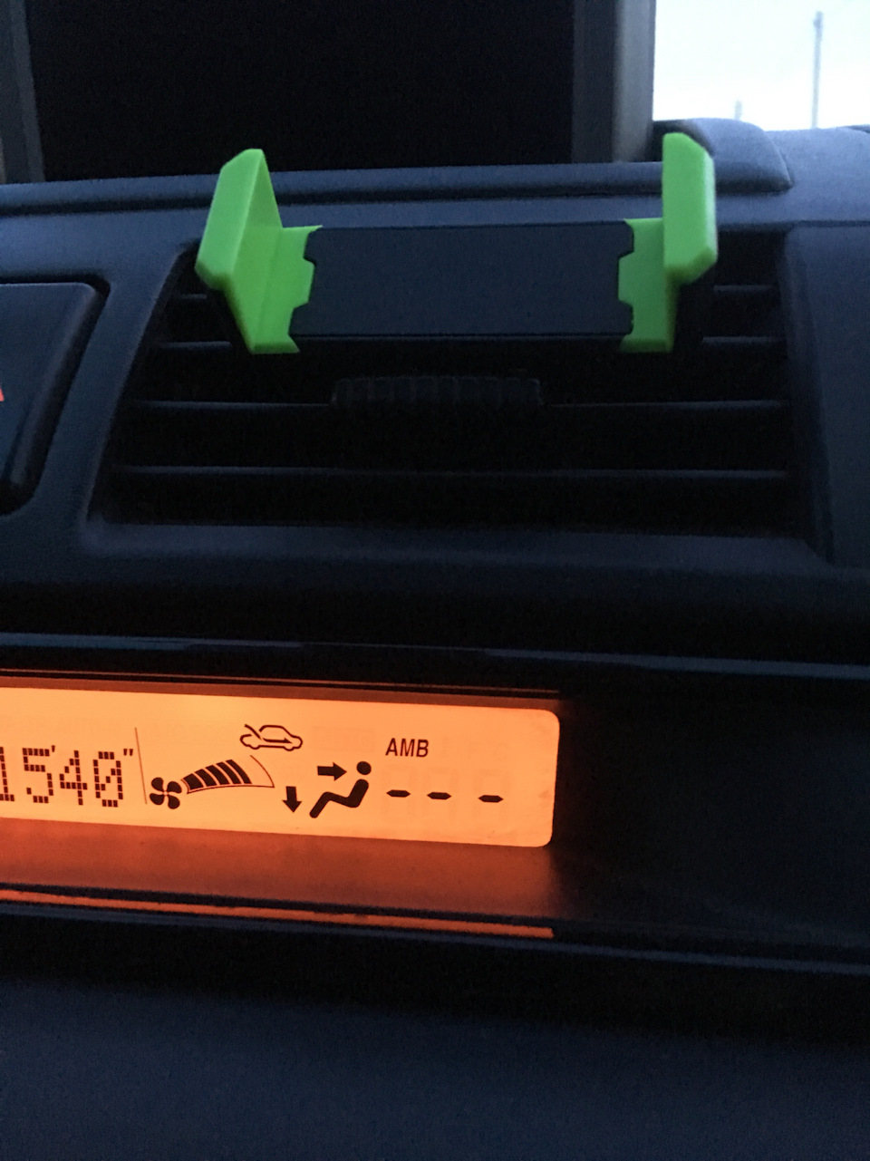 Датчик температуры на улице — Mazda Axela (1G), 2 л, 2003 года ...