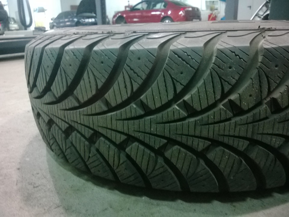 Зимняя резинка — Renault Laguna I, 1,8 л, 2001 года | шины | DRIVE2