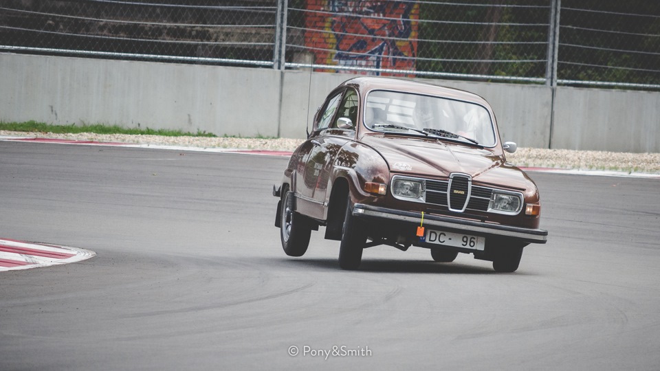 YOUNGTIMER RALLY TRACK DAY 2015 — BIKERNIEKI RACE TRACK — DRIVE2