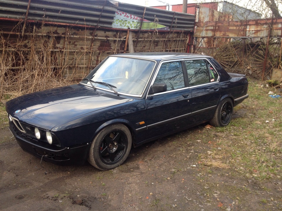 Переехал. — BMW 5 series (E28), 3,5 л, 1982 года | своими руками | DRIVE2