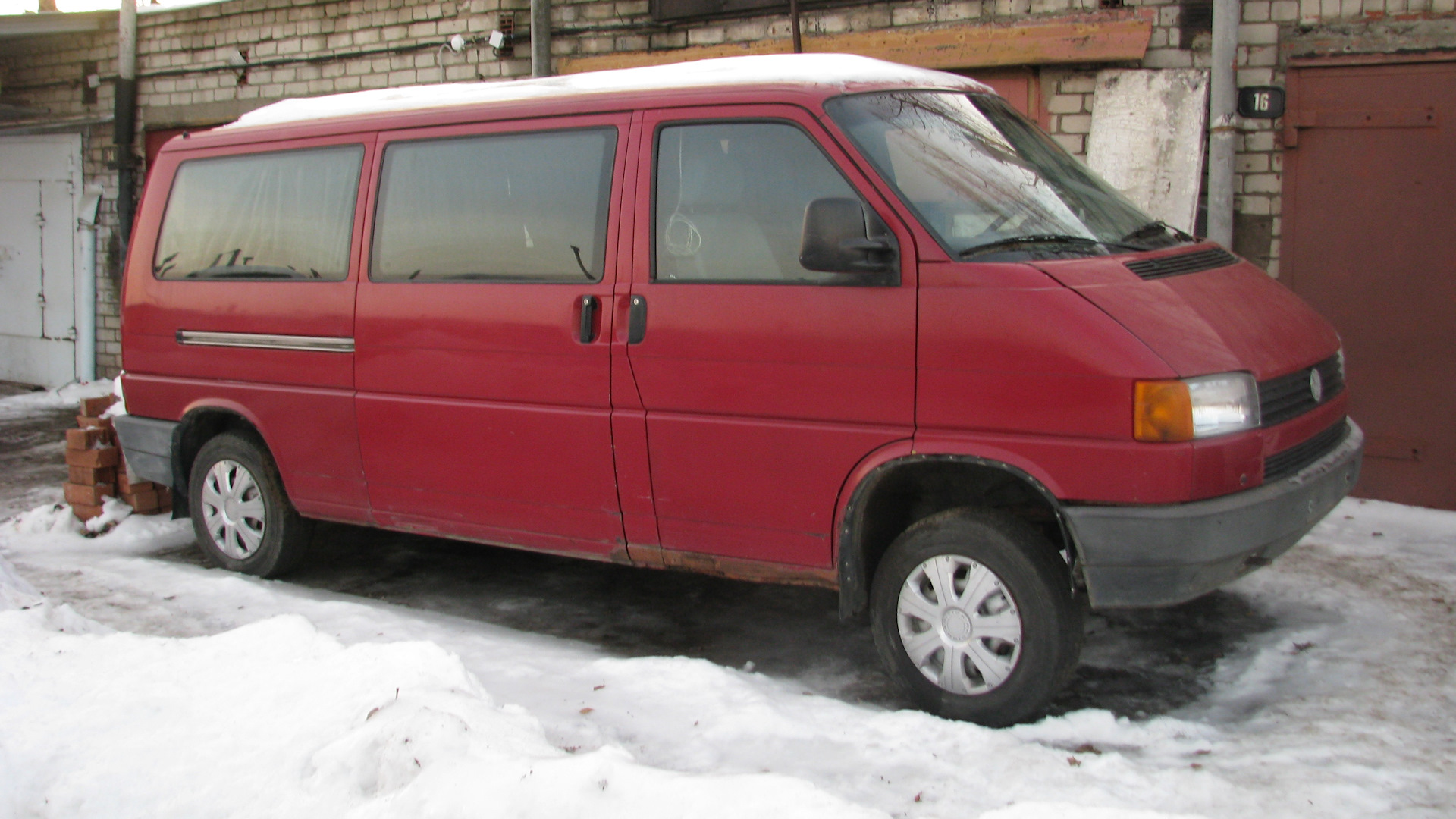 Volkswagen Transporter T4 2.4 дизельный 1993 | ♖ Red Rook на DRIVE2