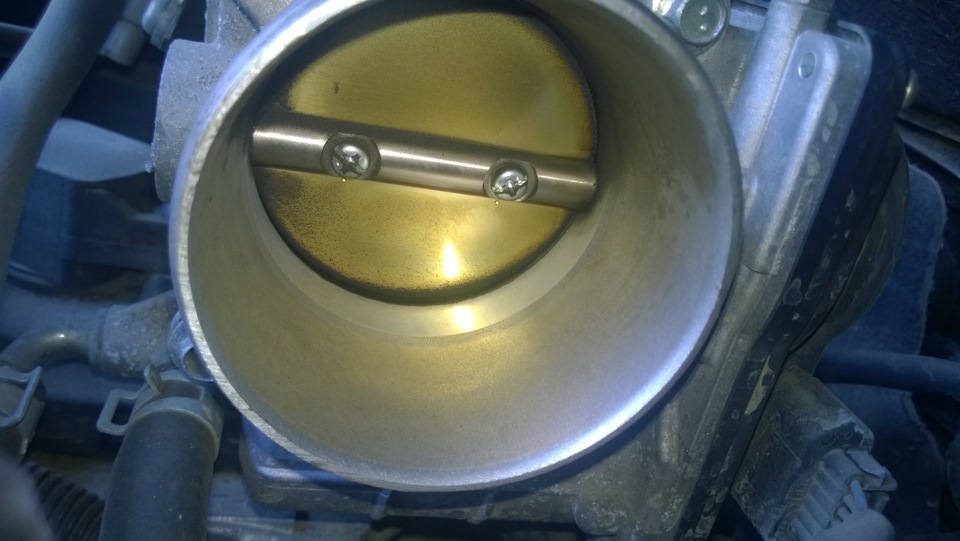Промывка дроссельной заслонки. — Nissan Qashqai+2, 2 л, 2012 года ...