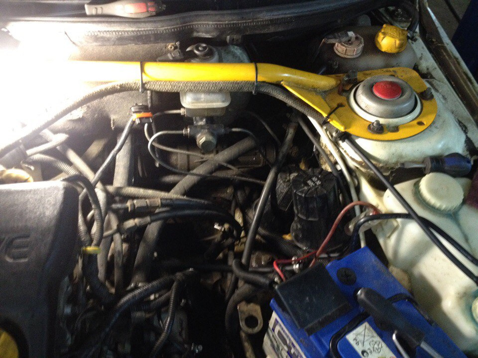 Замена термостата и не только — Lada 21102, 1,5 л, 1999 года | своими ...